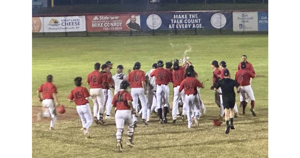 Oilers Walk It Off Against Salamanca Lizards | Greater Olean, NY News ...