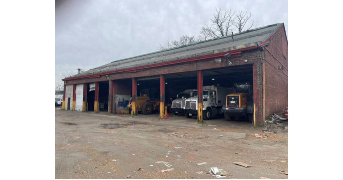 City Council Approves New Contract for DPW Workers with Significant Pay ...