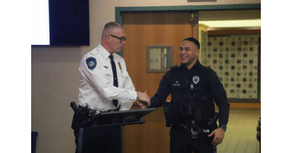 Plumstead Officer Receives Life Saving Award for Helping Victim of ...