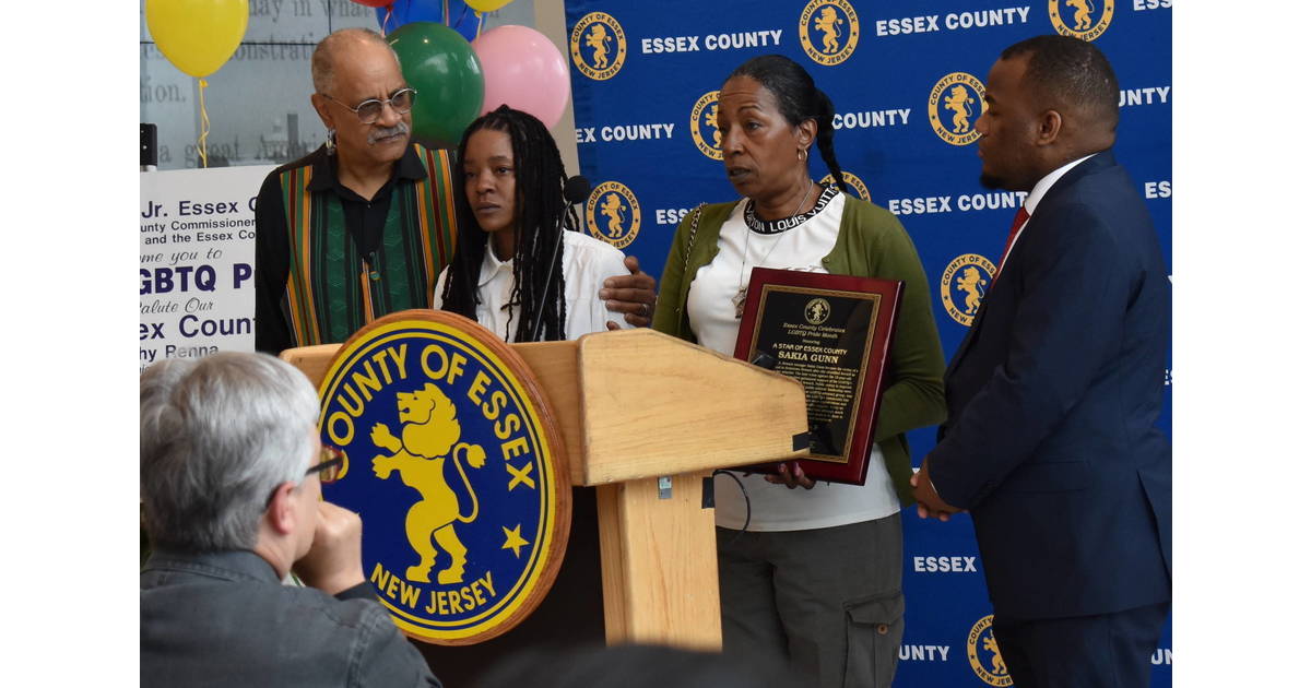County Honors Newark's Sakia Gunn, Youth Slain for Sexual Orientation ...