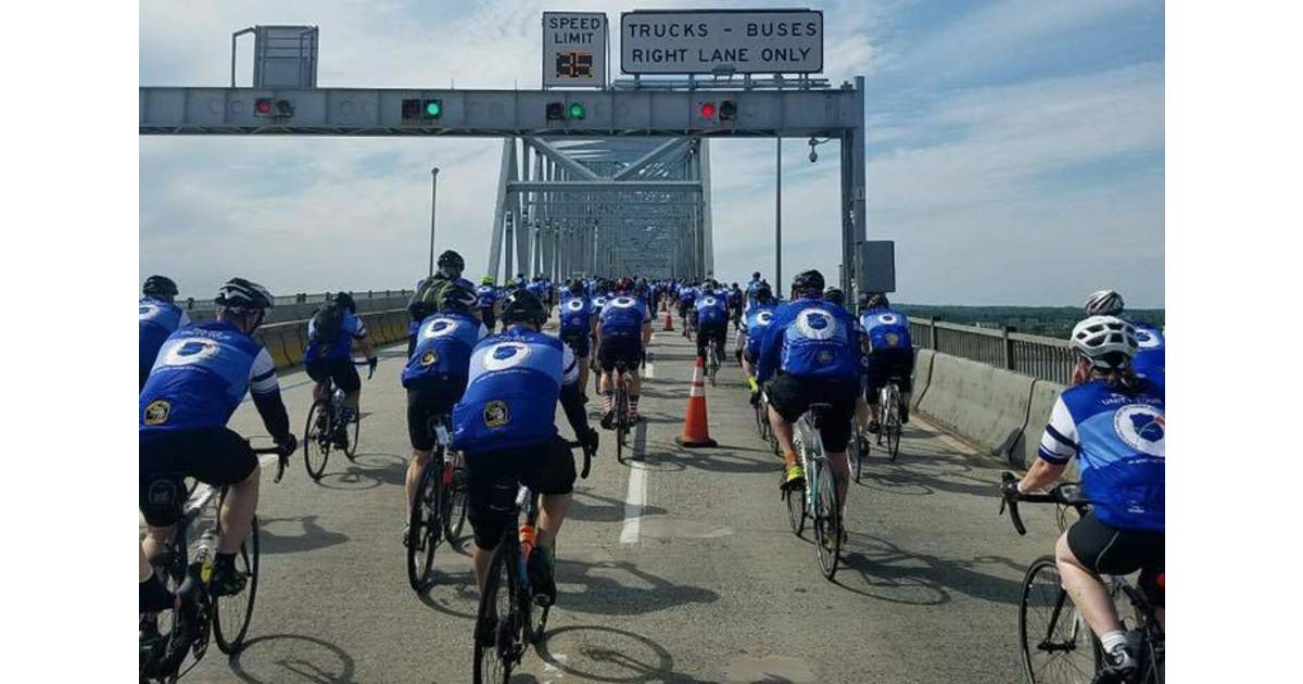 Interact Club Joins Diner for Roxbury Police Fundraiser | Roxbury, NJ ...