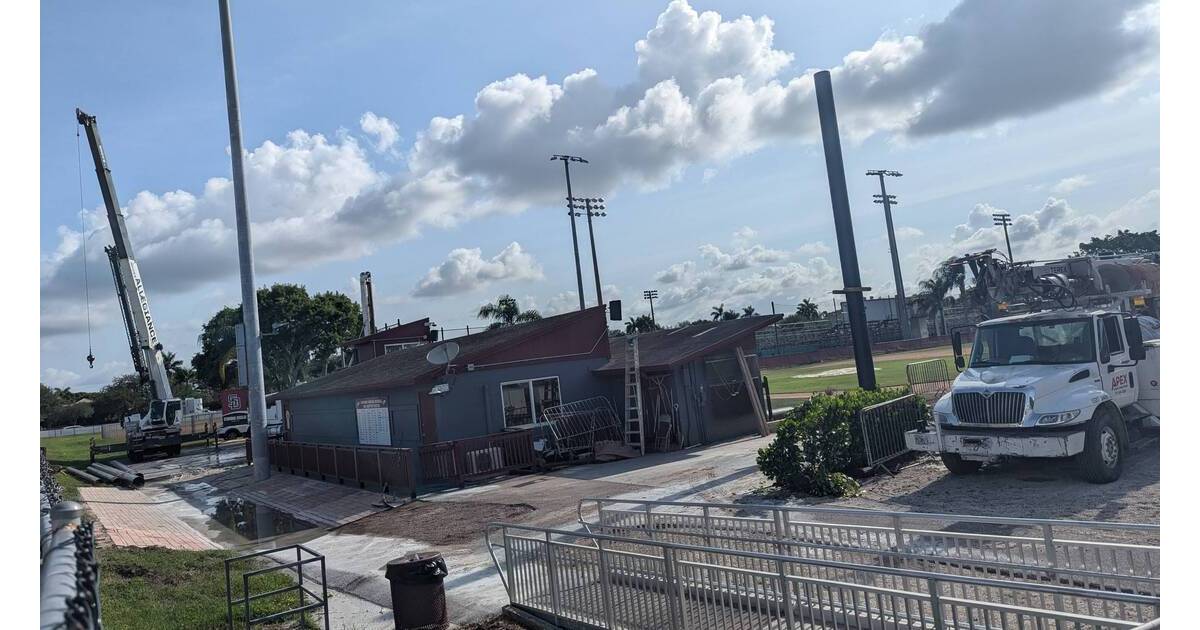 Cranes Add Towers, Netting at MSD Baseball Field | Parkland, FL News ...