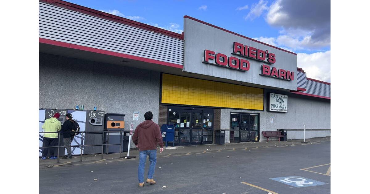 Ried’s Food Barn Owner Retires; Two Men Buy Olean Shop | Greater Olean ...