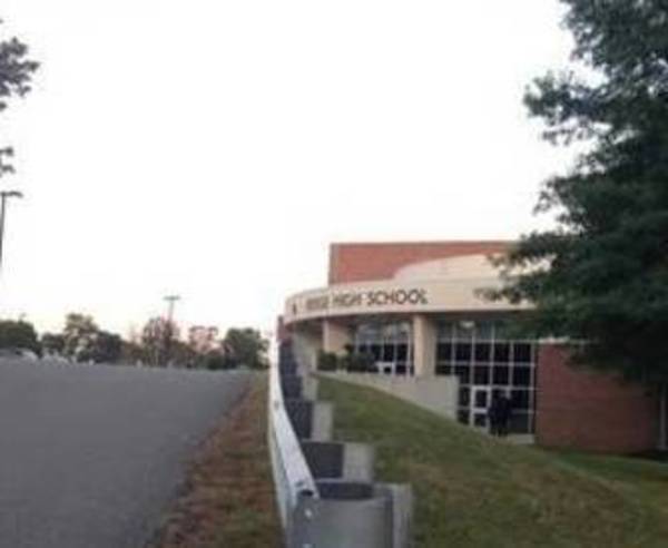 Green Gowns for All Grads at Ridge High School in 2021 | Basking Ridge ...