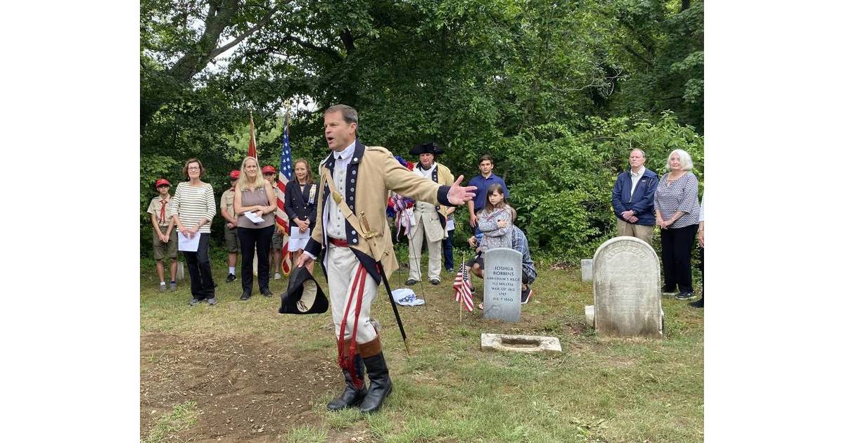 Preserving History: Daughters of the American Revolution (DAR), and ...