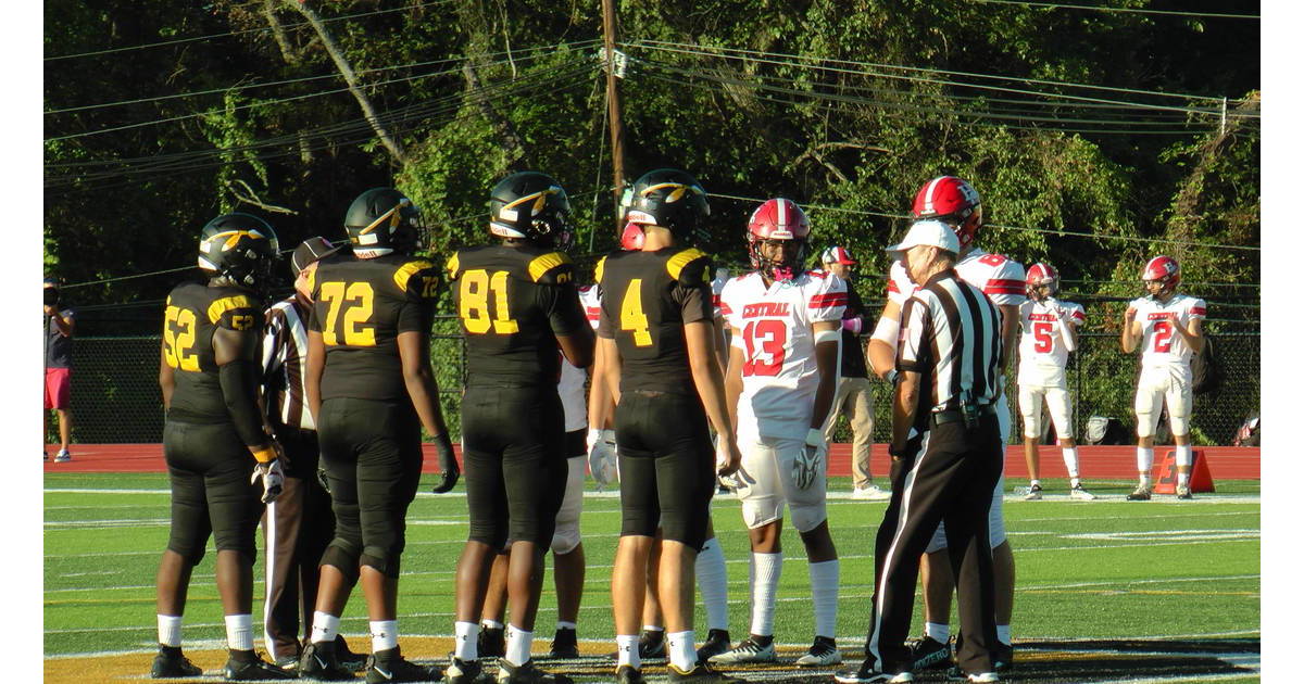 Piscataway Chiefs Open Fall 2022 Season vs. Hunterdon Central ...