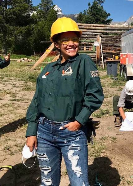 Elizabeth Resident and Groundwork Elizabeth Volunteer Sarah Sosa ...