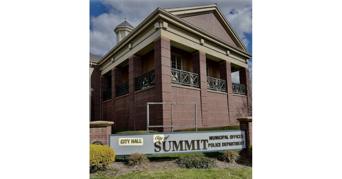 Summit Common Council Advances Former Firehouse Sale as Debate ...