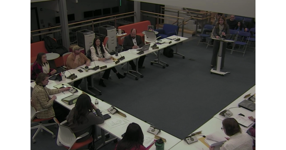 Springfield Board of Education Names a New President, Swears in Three ...