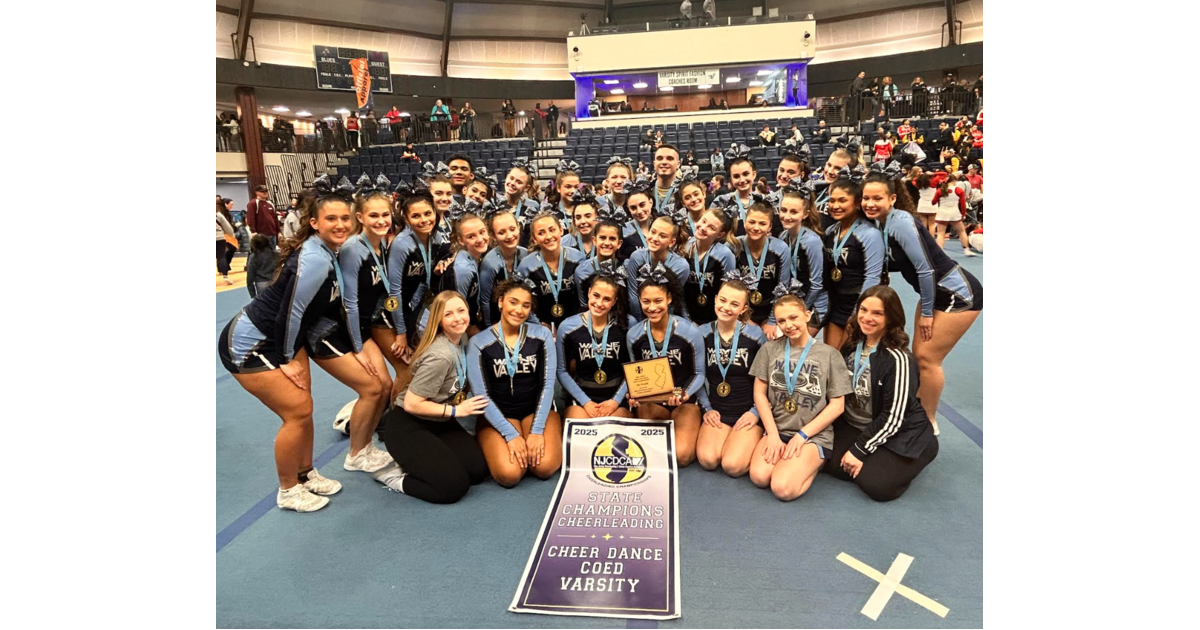National, State and Conference Champion Wayne Valley Competition Cheer ...
