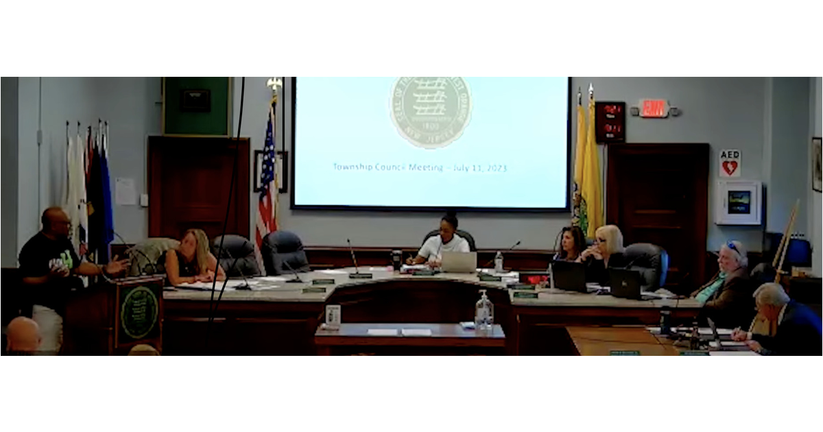 Pastor Adams Updates the Town Council on the Mayor’s Program for the ...