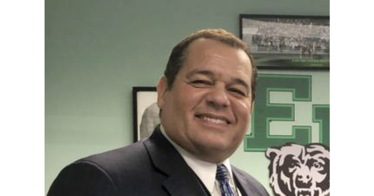 Letter to the Editor: Resident Requests Support for Dr. Louis Figueroa ...