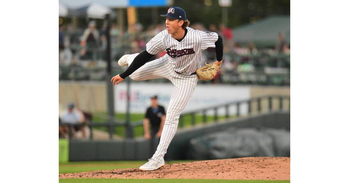 Avina Homers, Extends On-Base Streak as Pats Fall to Cats Thursday ...