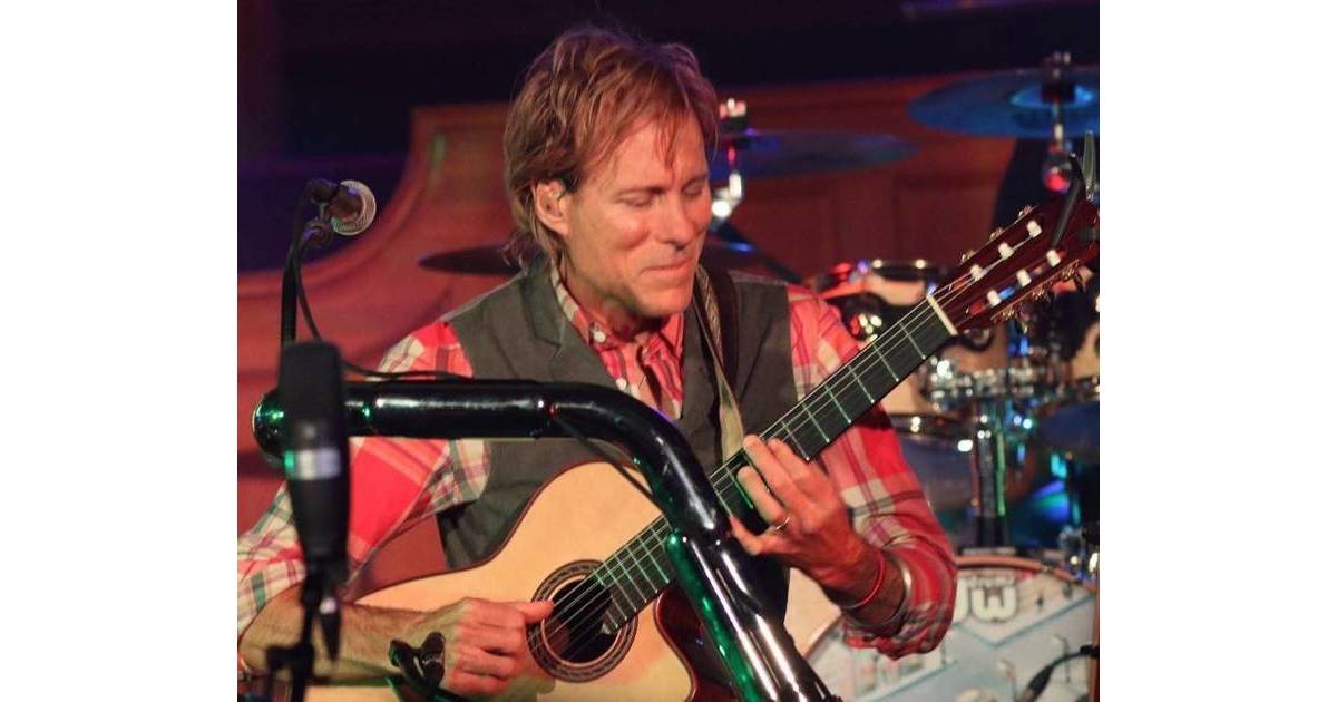 Guitarist/Songwriter Peter Mayer Includes Jimmy Buffet Tribute in Stars ...