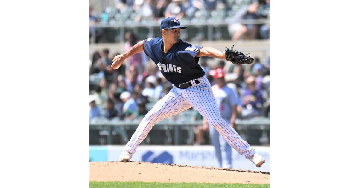 Difference of Night and Day: Patriots Offense Sputters with 19 Ks ...
