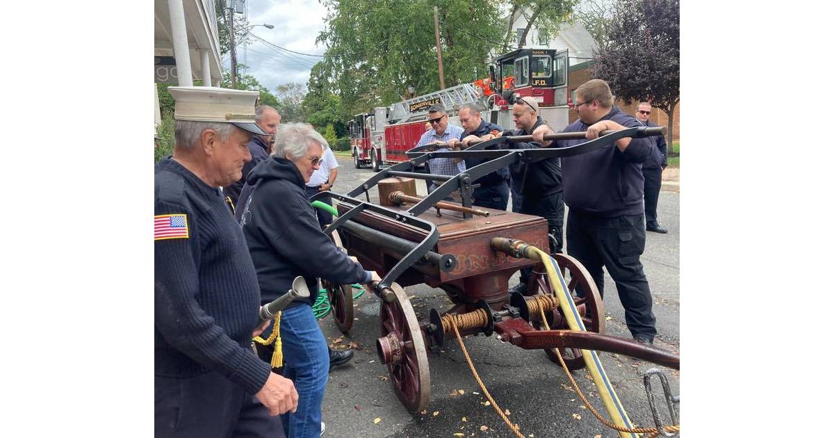 173-Years-Old and Rickety, Fire Museum Handpumper Handles the Pressure ...