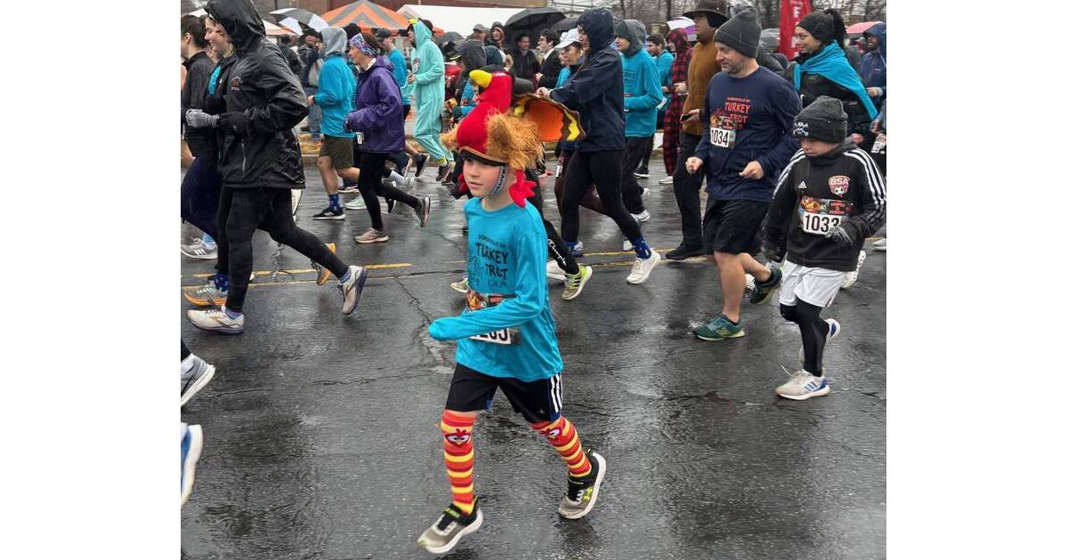 Determined Runners Shake Off Steady Rain to Compete in Somerville ...