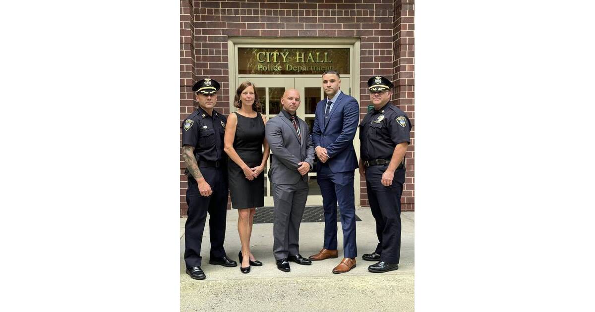 Summit NJ Welcomes New Police Officers Castillo and Pons | Summit, NJ ...
