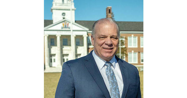 Fmr. Senate President Sweeney Seeking Governor's Office in 2025 Race ...