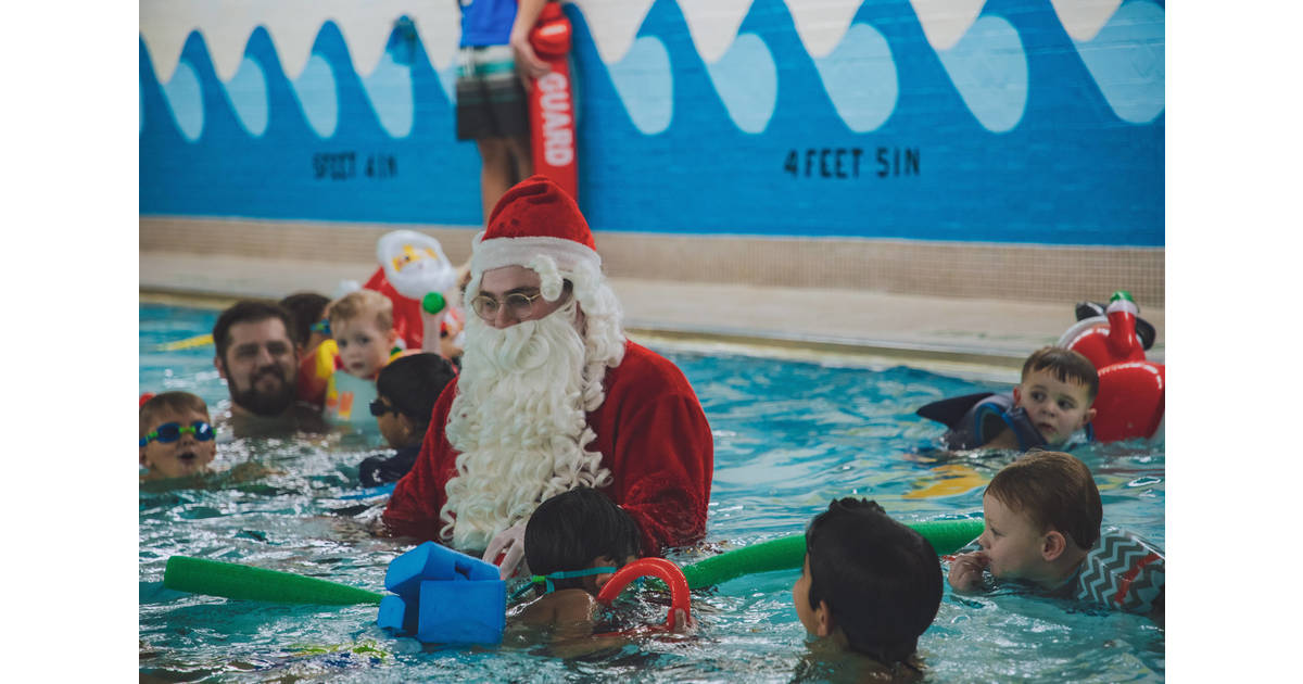 Parents, Children Party with Santa in the Pool at the Westfield Area ...