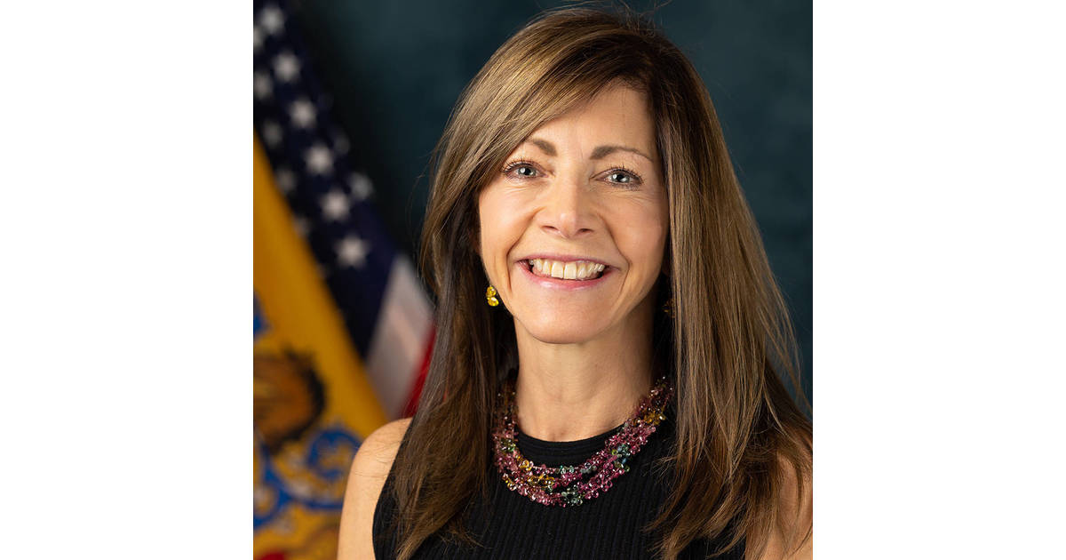 First Lady Tammy Murphy Drops U.S. Senate Bid, Vows to Work for Unity ...