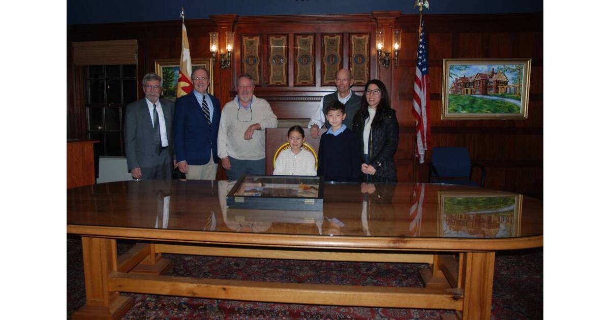 Bernards Township Dedicates Basking Ridge White Oak Tree Table ...