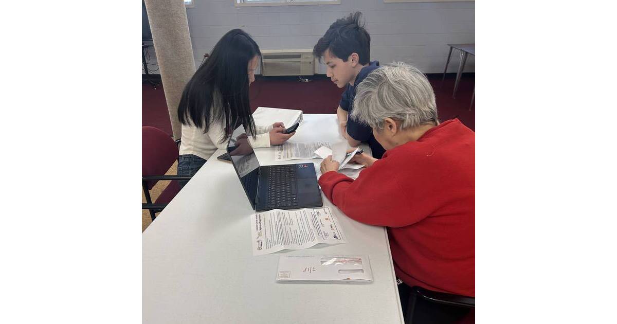 Westfield Students Help Seniors Navigate Technology with Tech Buddies ...