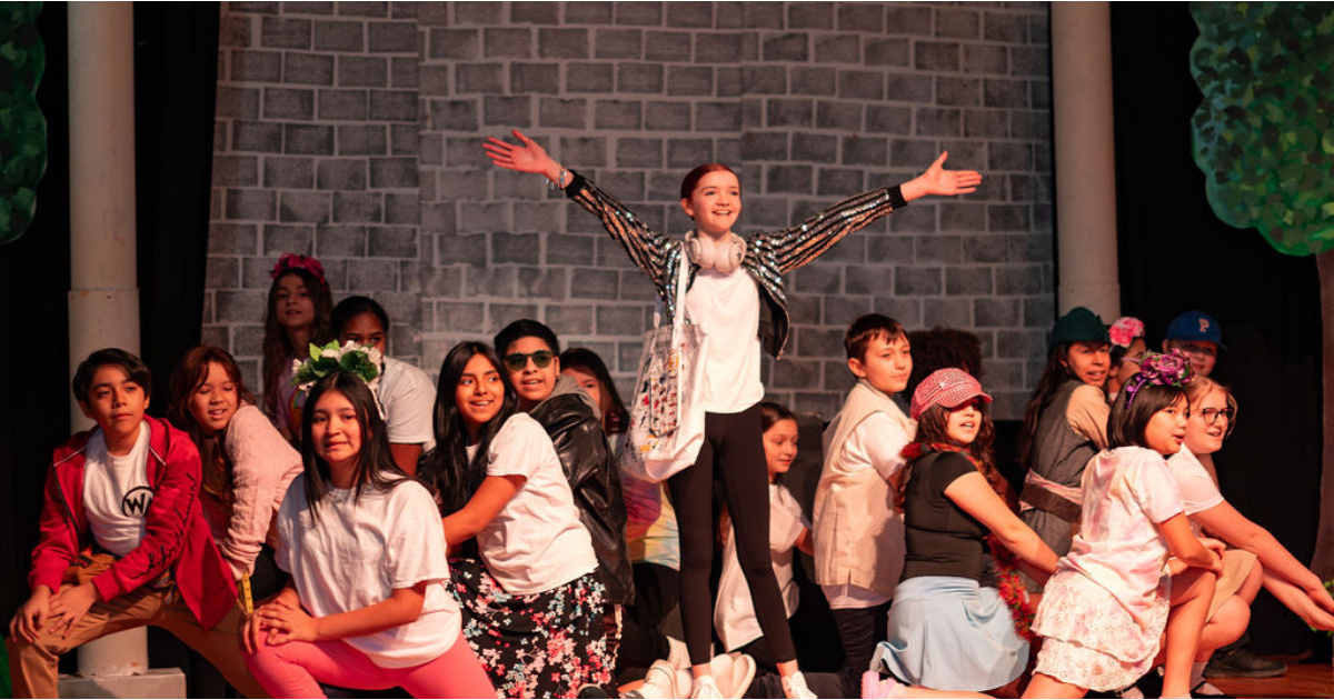 Don’t be a Grunch! Preview the Phillipsburg Middle School Production of ...