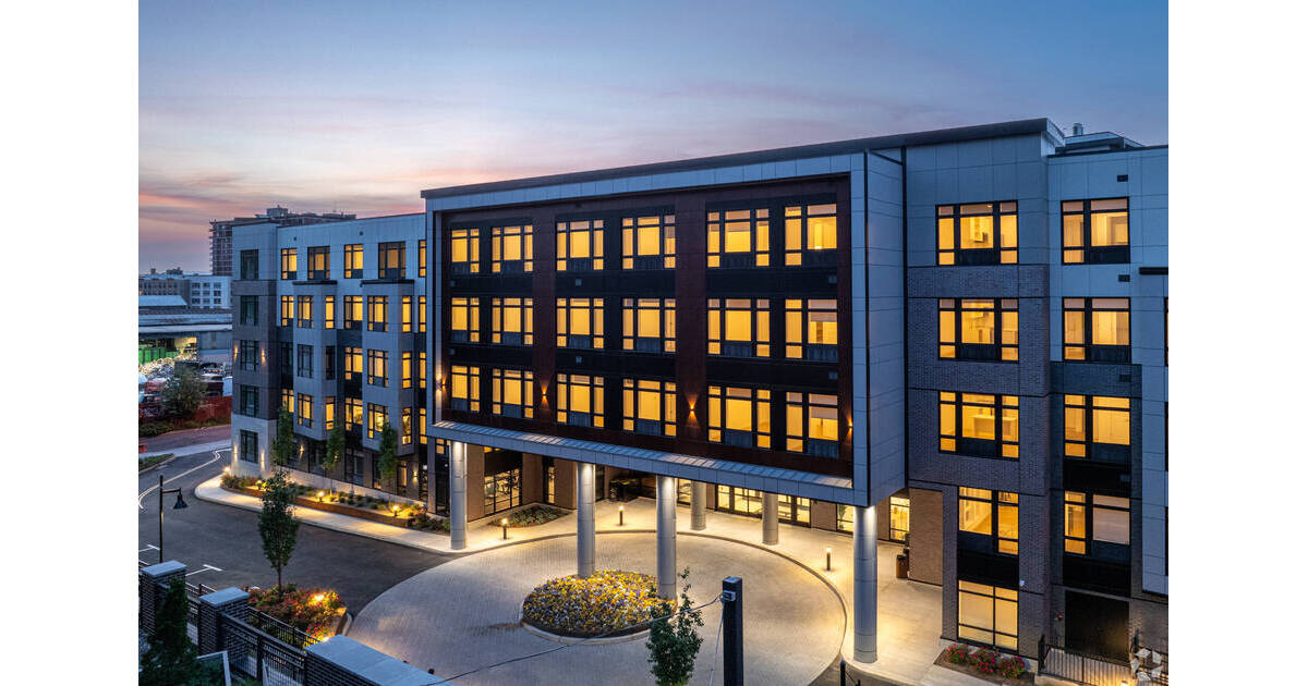 The Devan Surpasses 50 Leased Benchmark On Jersey City S Hoboken