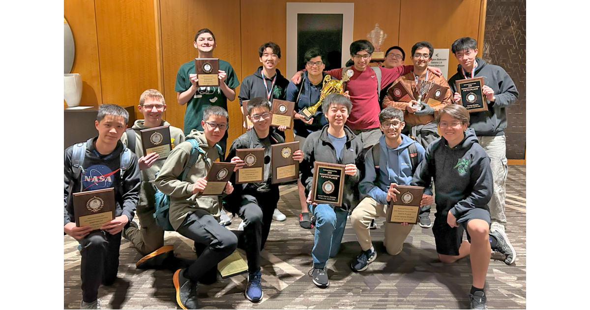 Livingston History Bowl Team Earns Fourth National Title, Senior Breaks ...