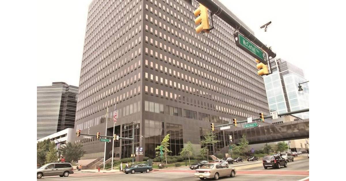 NJ Transit Signs 25-Year, $440 Million Lease to Stay in Newark | Newark ...