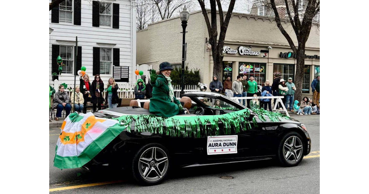 Assemblywoman Aura Dunn Celebrates Tradition at the Morristown St ...