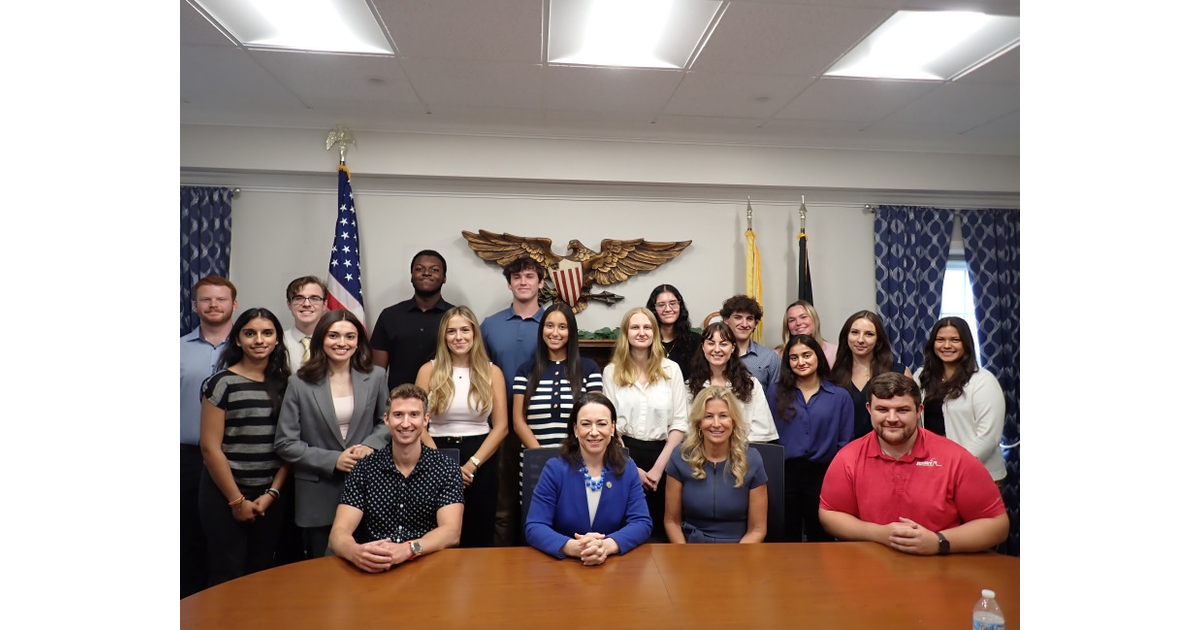 Assemblywoman Aura Dunn Hosts Gen Z Meeting on Affordability, Addiction ...