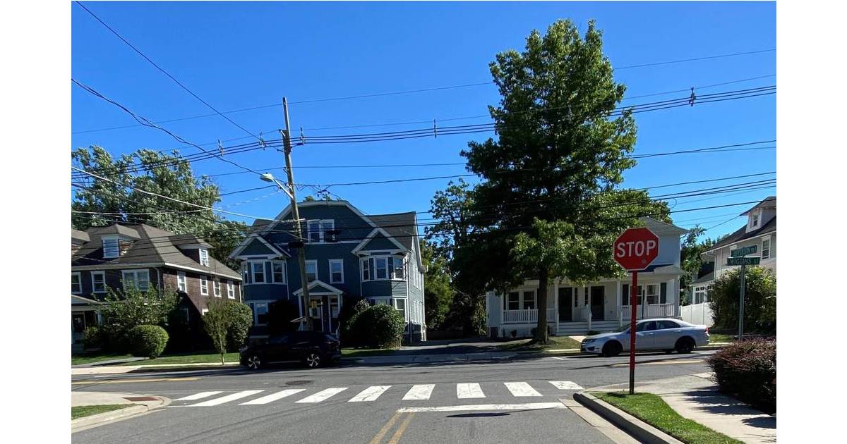 What We're Reading: Should the MUTCD Be the Final Word on Road Design ...