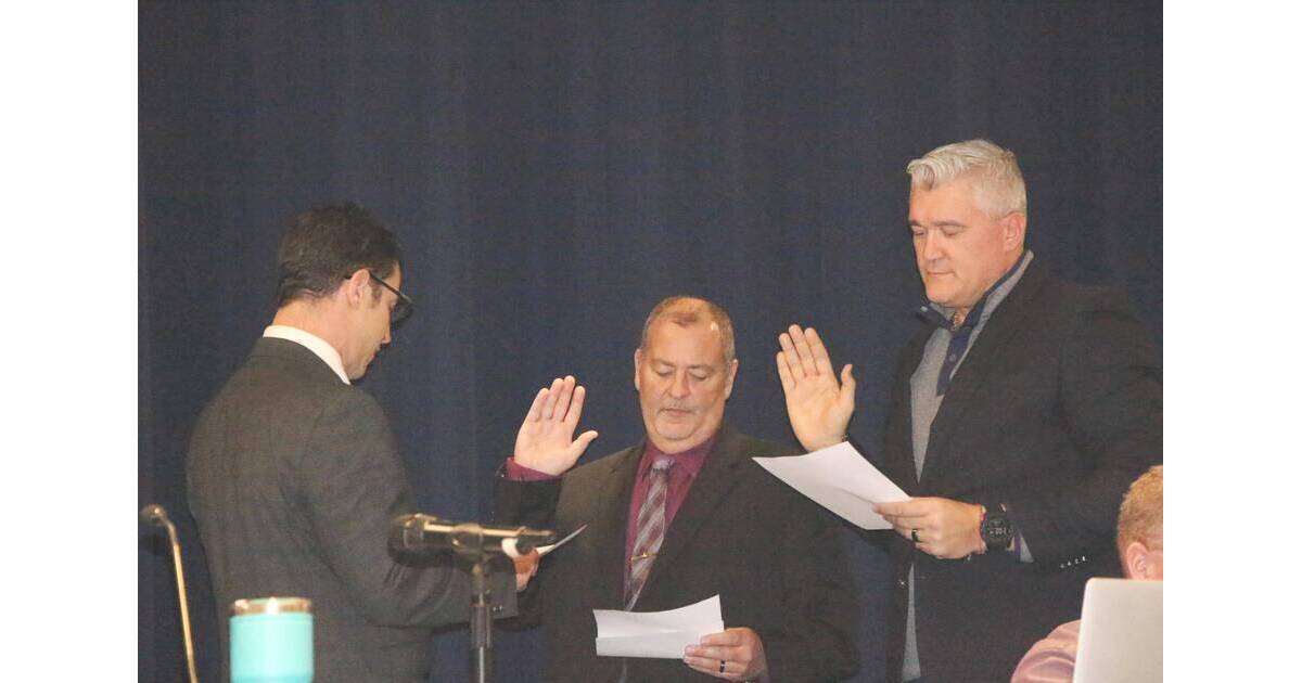 Wood-Ridge BOE Swears in Trustees During 2025 Re-organization Meeting ...