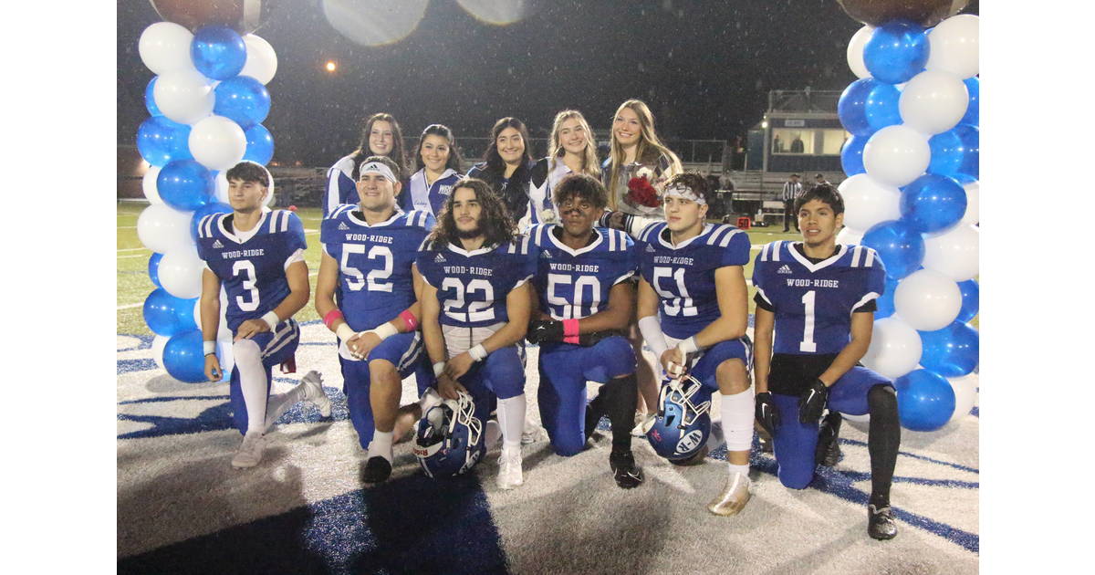 HS Football: Wood-Ridge Honors 11 on Senior Night | Hasbrouck Heights ...