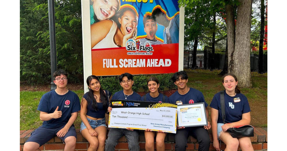 'U Got Brains' Competition Awards Nikhil Badlani Foundation Youth Advisory Board Grand Prize ...