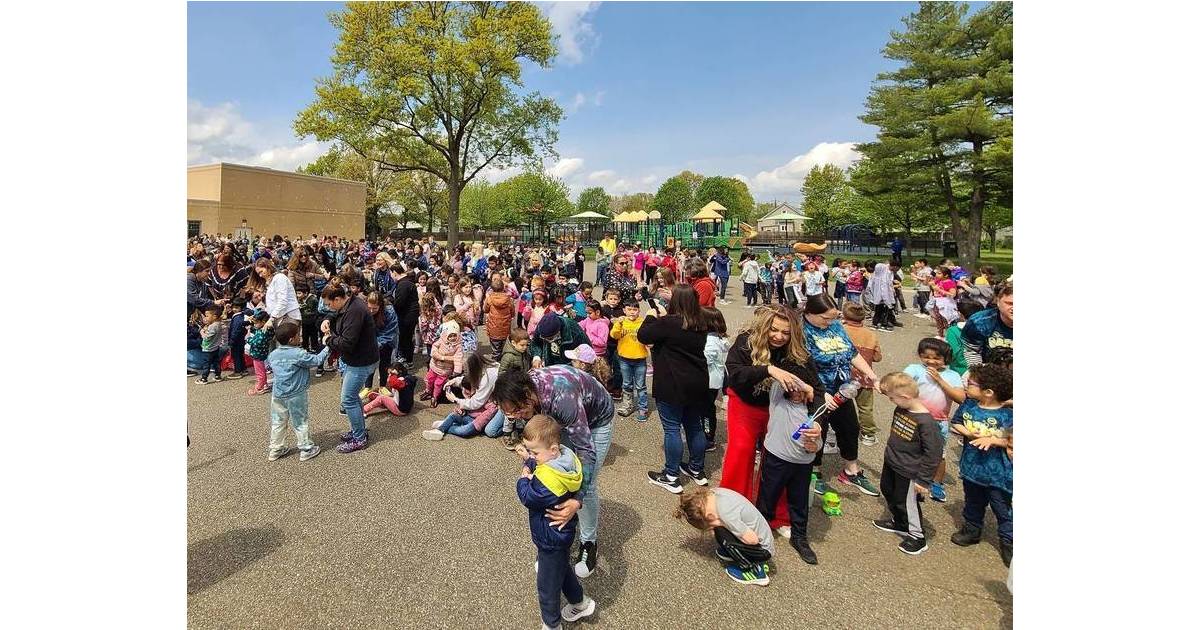 Woodbridge’s Matthew Jago School Celebrates ‘Bubble Day’ | Woodbridge ...