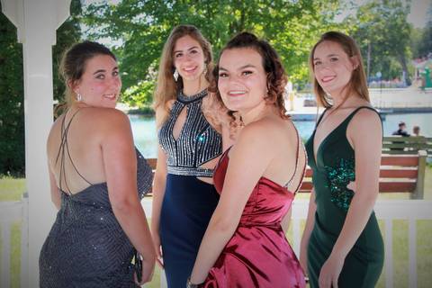Making the Best of It: The 2020 Roxbury High School Prom That Never Was ...