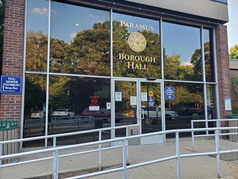 Paramus Rt 4 Crash Sends One to Hospital | Paramus, NJ News TAPinto