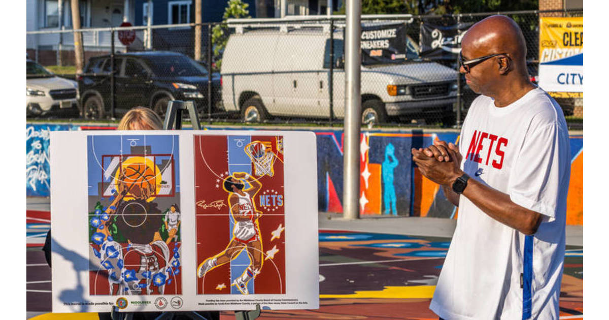 Perth Amboy Unveils Two Full Court Murals to Honor Basketball Legend ...