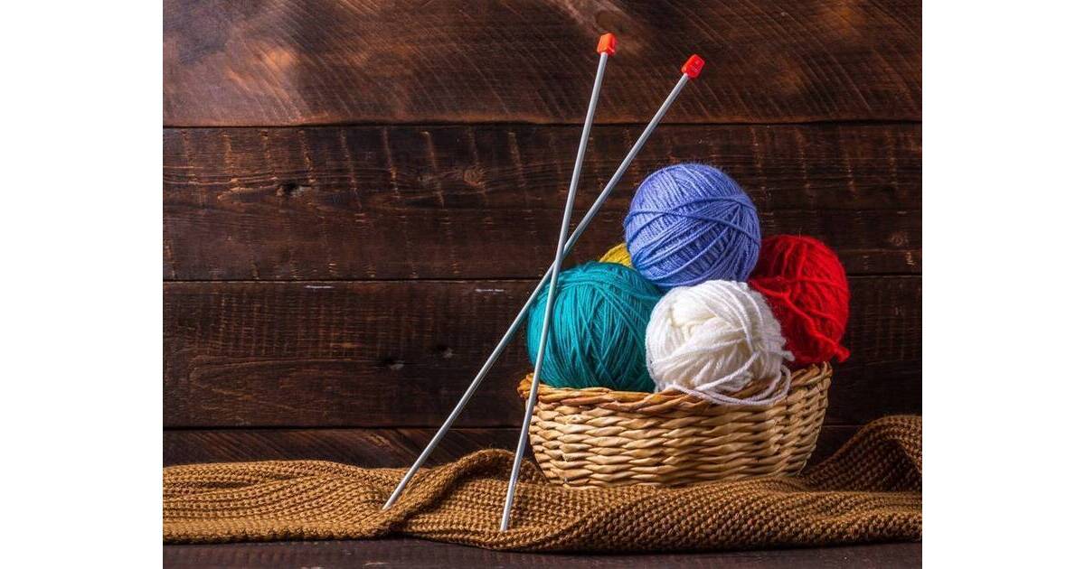 Hillside Public Library Announces Beginner Knitting Workshop Series ...