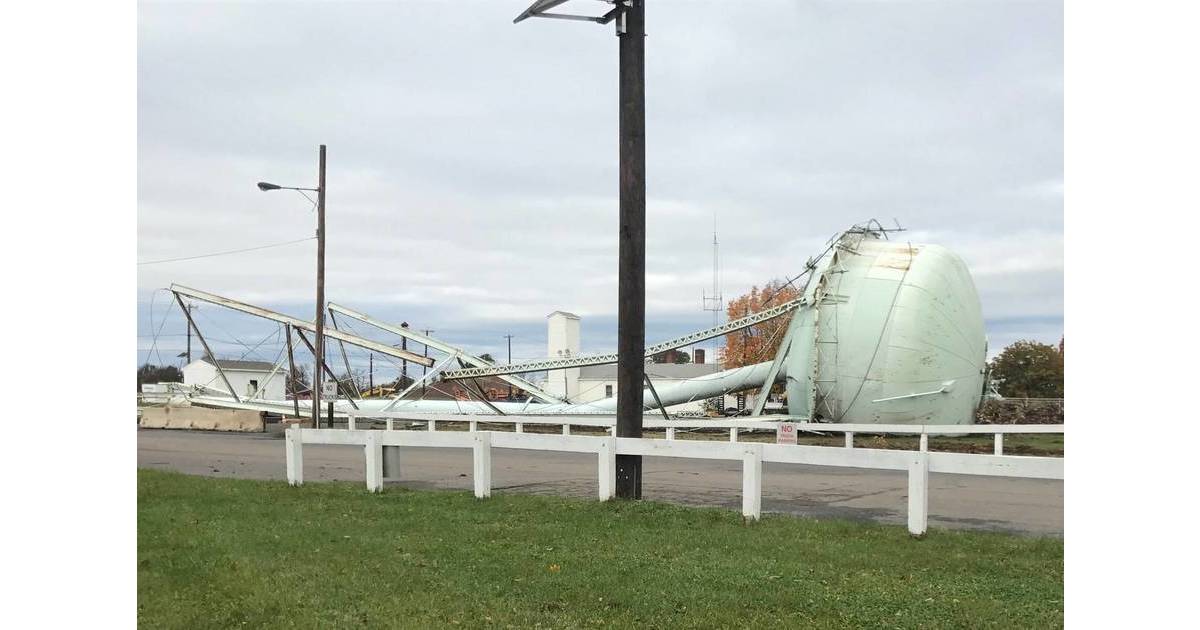 Landmark Water Tower Along Route 206 Torn Down and Dismantled | Warren ...