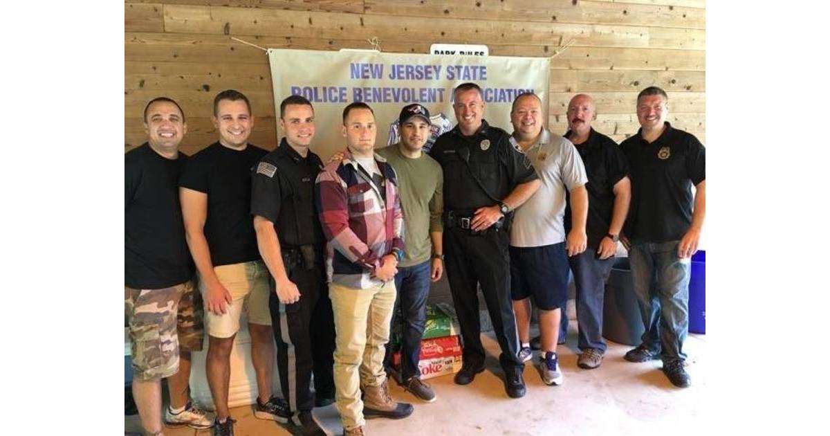 Green Brook Police PBA 398 Treats Senior Citizens to a Picnic in the ...