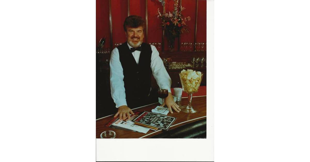 Remembering Ray Foley: A Legendary Bartender and Beloved Figure in the ...