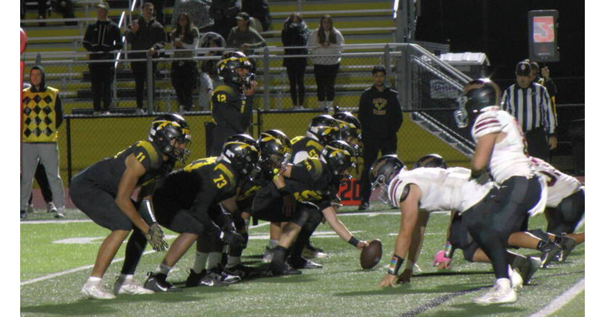 Hillsborough Raiders Football: Jankowicz Grinds Out 217 Yards in Win ...