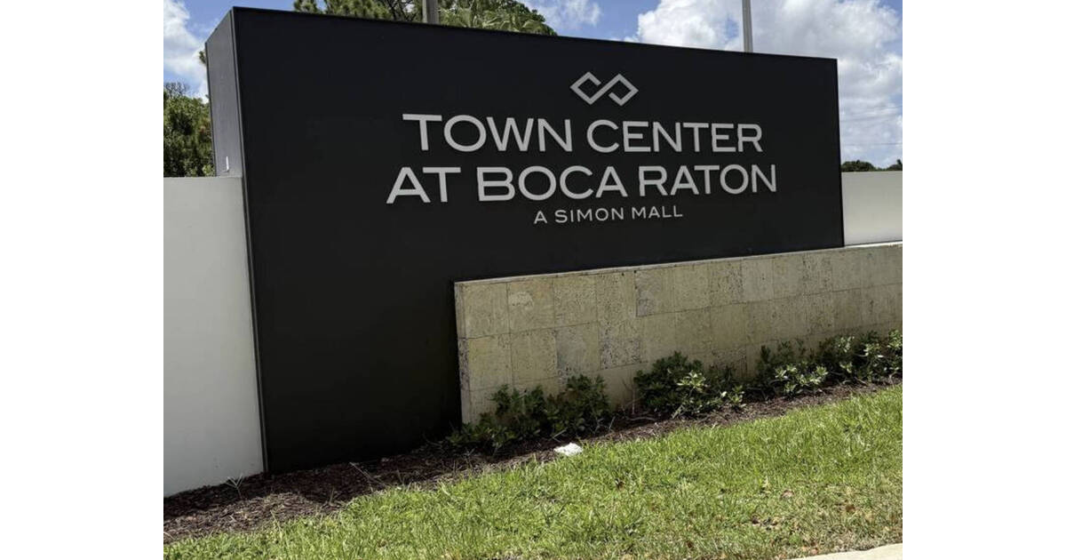 400 Homes Proposed at Former Sears Site in Boca Raton’s Town Center ...