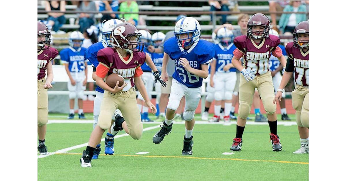 Undefeated Summit Youth Football Eighth Grade Team Opens Playoffs at ...